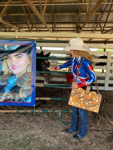 Rodeo Queen Briefcase,Rodeo Queen Autograph Brief Case,Tooled Briefcase ...